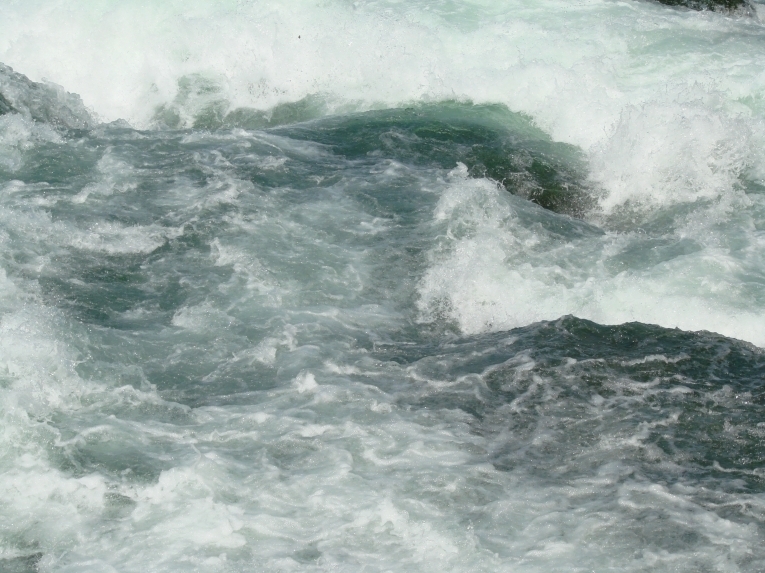 Бурлящая вода — Boiling water