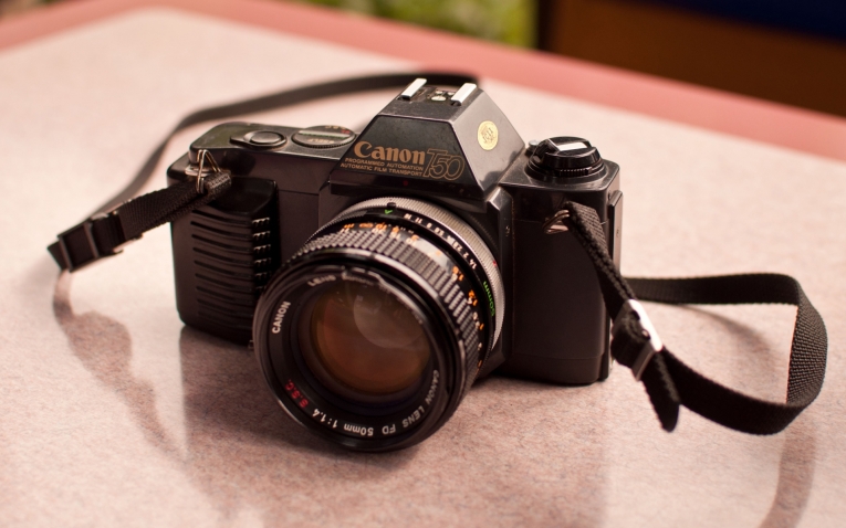 Камера Кенон — Canon camera