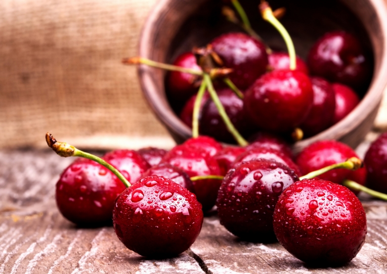 Черешня — cherries